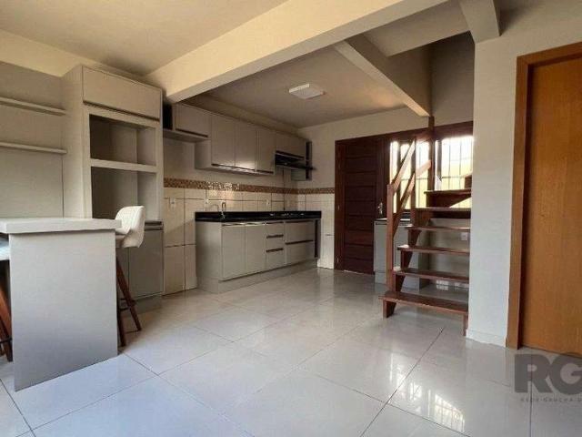 Casa / Sobrado em Condomínio para Venda em Porto Alegre/RS Espírito Santo 3 Quartos