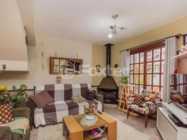 Casa / Sobrado em Condomínio para Venda em Porto Alegre/RS Guarujá 3 Quartos