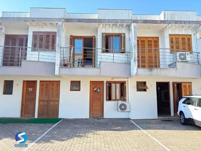 Casa / Sobrado em Condomínio para Venda em Porto Alegre/RS Guarujá 2 Quartos