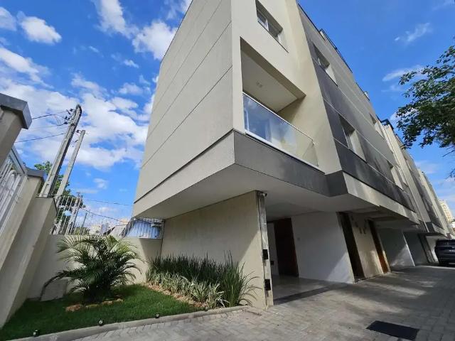 Casa / Sobrado em Condomínio para Venda em Porto Alegre/RS Glória 3 Quartos