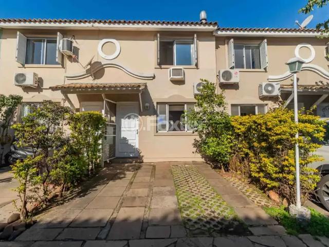Casa / Sobrado em Condomínio para Venda em Porto Alegre/RS Humaitá 3 Quartos