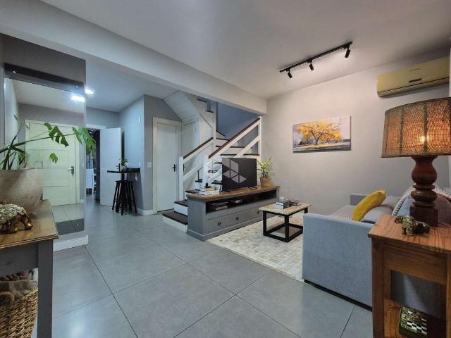 Casa / Sobrado em Condomínio para Venda em Porto Alegre/RS Humaitá 3 Quartos