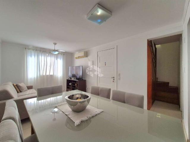 Casa / Sobrado em Condomínio para Venda em Porto Alegre/RS Humaitá 4 Quartos