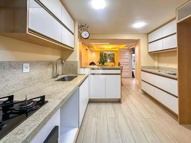 Casa / Sobrado em Condomínio para Venda em Porto Alegre/RS Humaitá 4 Quartos