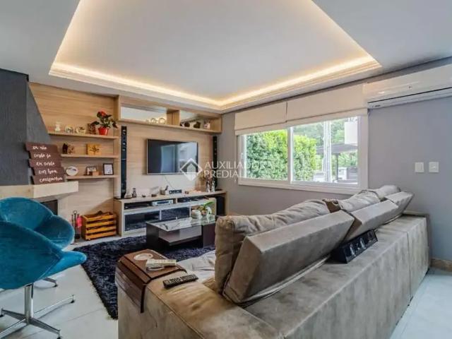 Casa / Sobrado em Condomínio para Venda em Porto Alegre/RS Hípica 4 Quartos