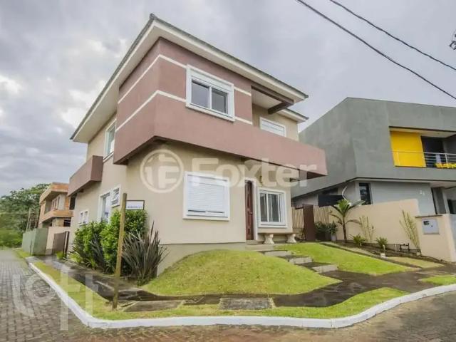 Casa / Sobrado em Condomínio para Venda em Porto Alegre/RS Hípica 4 Quartos