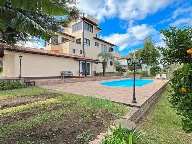 Casa / Sobrado em Condomínio para Venda em Porto Alegre/RS Hípica 5 Quartos