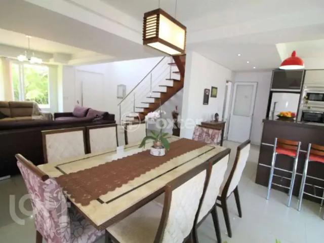 Casa / Sobrado em Condomínio para Venda em Porto Alegre/RS Hípica 5 Quartos