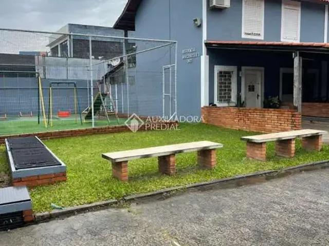Casa / Sobrado em Condomínio para Venda em Porto Alegre/RS Hípica 2 Quartos