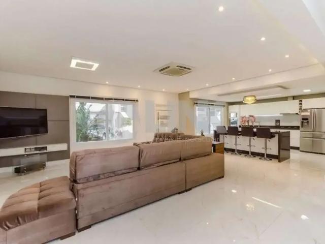 Casa / Sobrado em Condomínio para Venda em Porto Alegre/RS Hípica 3 Quartos