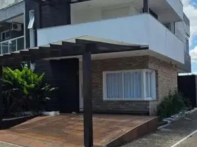 Casa / Sobrado em Condomínio para Venda em Porto Alegre/RS Hípica 3 Quartos