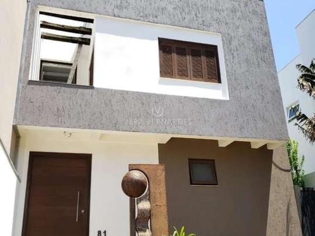 Casa / Sobrado em Condomínio para Venda em Porto Alegre/RS Hípica 3 Quartos