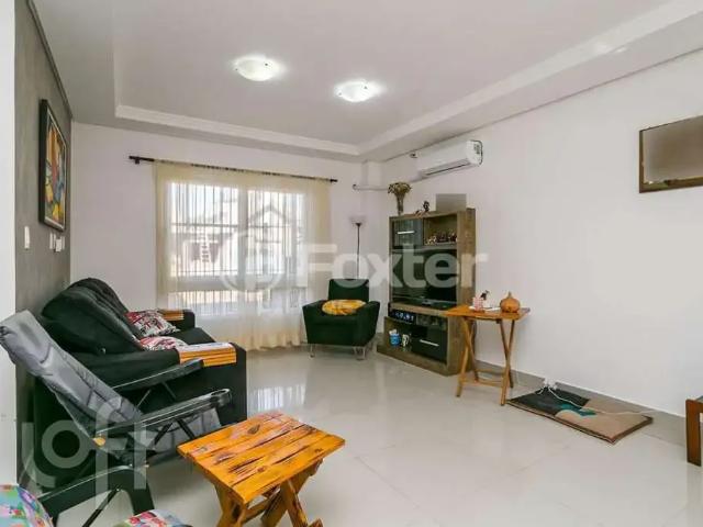 Casa / Sobrado em Condomínio para Venda em Porto Alegre/RS Hípica 3 Quartos
