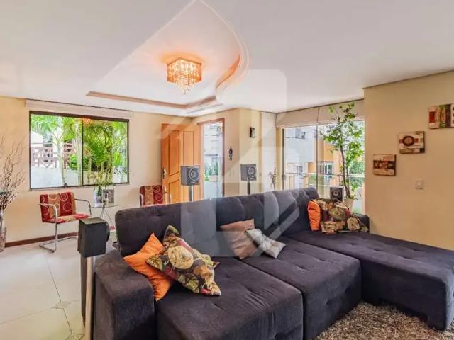 Casa / Sobrado em Condomínio para Venda em Porto Alegre/RS Hípica 3 Quartos