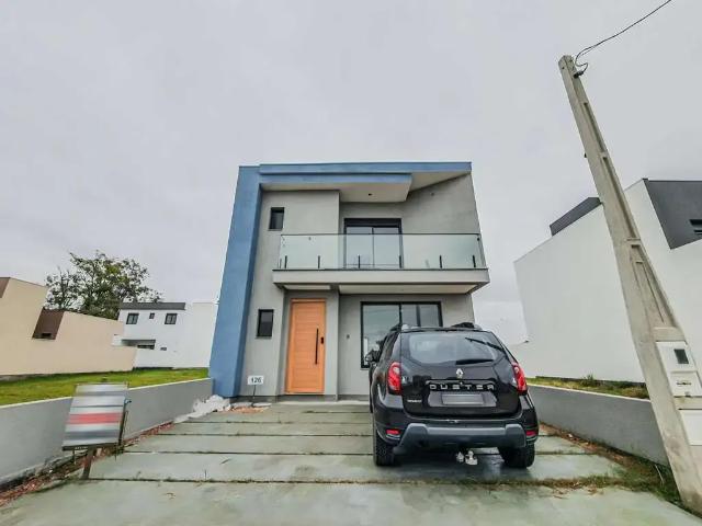 Casa / Sobrado em Condomínio para Venda em Porto Alegre/RS Hípica 3 Quartos