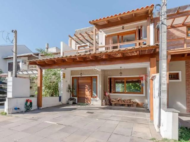 Casa / Sobrado em Condomínio para Venda em Porto Alegre/RS Hípica 3 Quartos