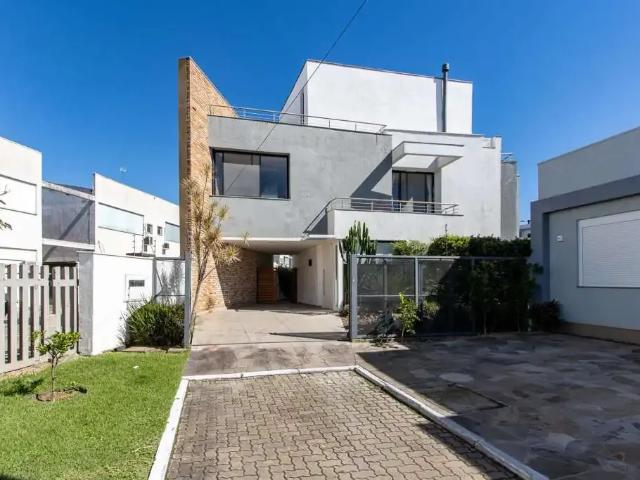 Casa / Sobrado em Condomínio para Venda em Porto Alegre/RS Hípica 3 Quartos