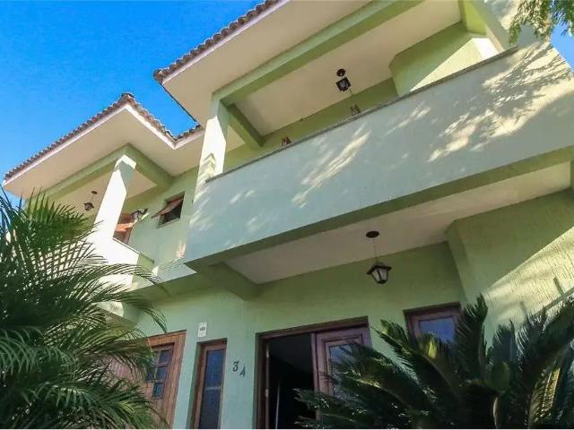 Casa / Sobrado em Condomínio para Venda em Porto Alegre/RS Hípica 3 Quartos