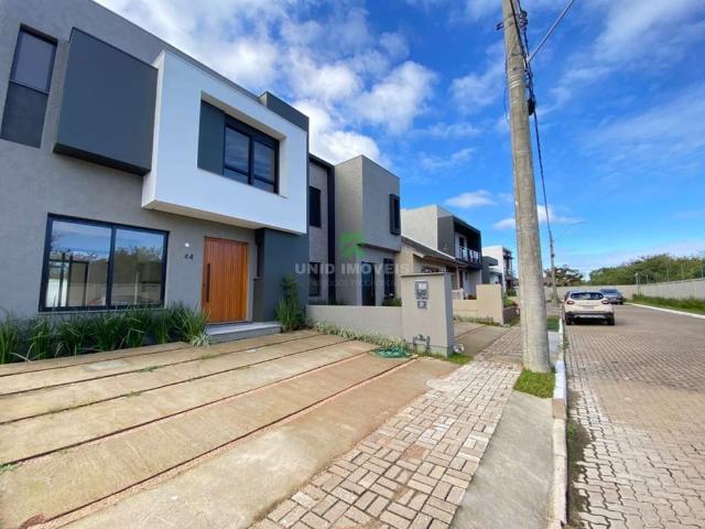 Casa / Sobrado em Condomínio para Venda em Porto Alegre/RS Hípica 3 Quartos