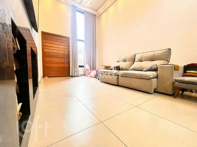 Casa / Sobrado em Condomínio para Venda em Porto Alegre/RS Hípica 3 Quartos