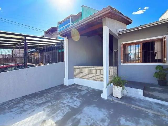 Casa / Sobrado em Condomínio para Venda em Porto Alegre/RS Hípica 3 Quartos