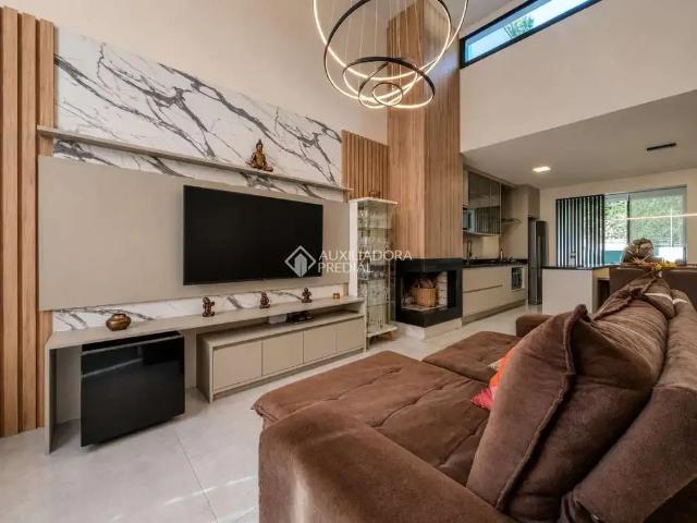 Casa / Sobrado em Condomínio para Venda em Porto Alegre/RS Hípica 3 Quartos