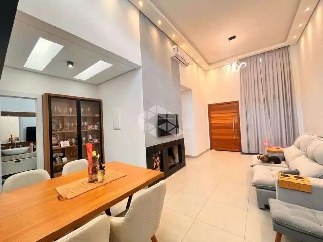 Casa / Sobrado em Condomínio para Venda em Porto Alegre/RS Hípica 3 Quartos