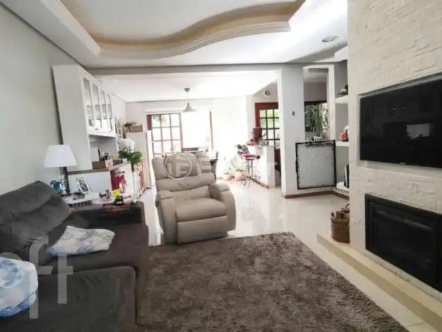 Casa / Sobrado em Condomínio para Venda em Porto Alegre/RS Hípica 3 Quartos