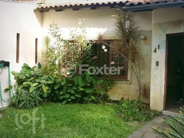 Casa / Sobrado em Condomínio para Venda em Porto Alegre/RS Hípica 3 Quartos