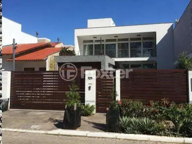 Casa / Sobrado em Condomínio para Venda em Porto Alegre/RS Hípica 3 Quartos