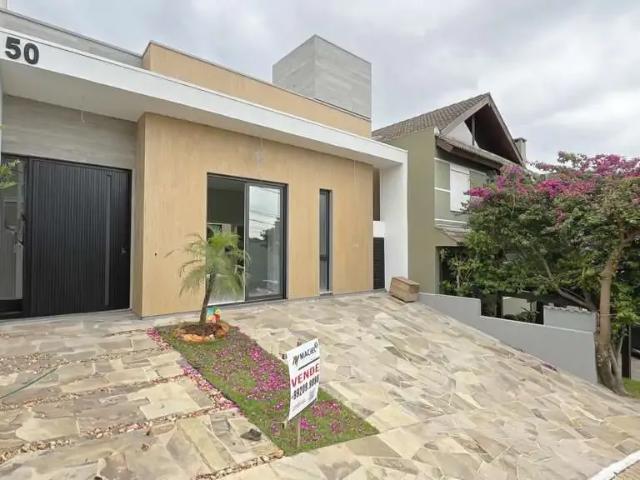 Casa / Sobrado em Condomínio para Venda em Porto Alegre/RS Hípica 3 Quartos