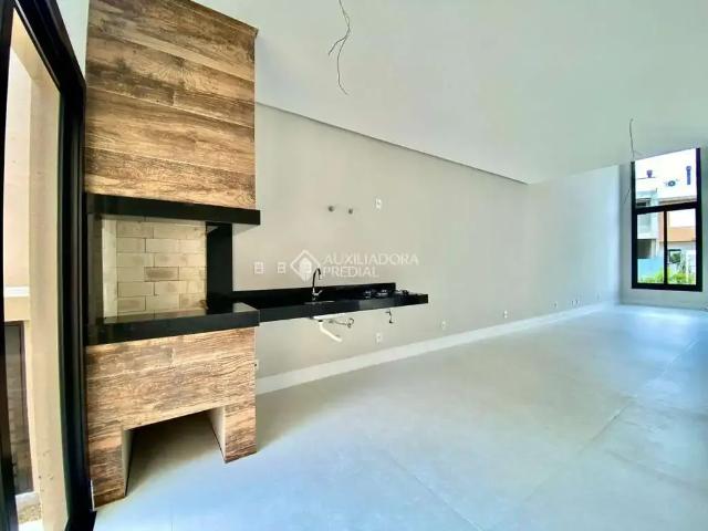 Casa / Sobrado em Condomínio para Venda em Porto Alegre/RS Hípica 3 Quartos