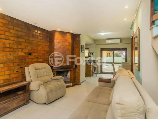 Casa / Sobrado em Condomínio para Venda em Porto Alegre/RS Hípica 3 Quartos
