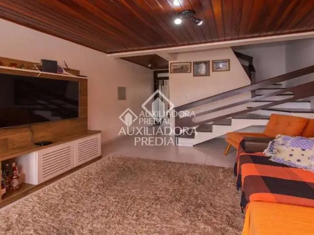 Casa / Sobrado em Condomínio para Venda em Porto Alegre/RS Hípica 3 Quartos