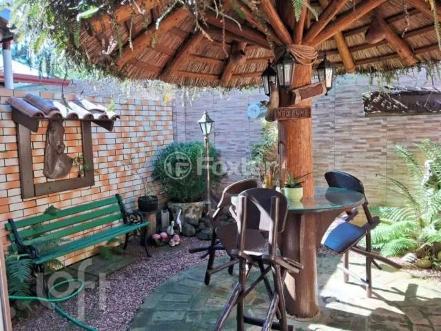 Casa / Sobrado em Condomínio para Venda em Porto Alegre/RS Hípica 3 Quartos