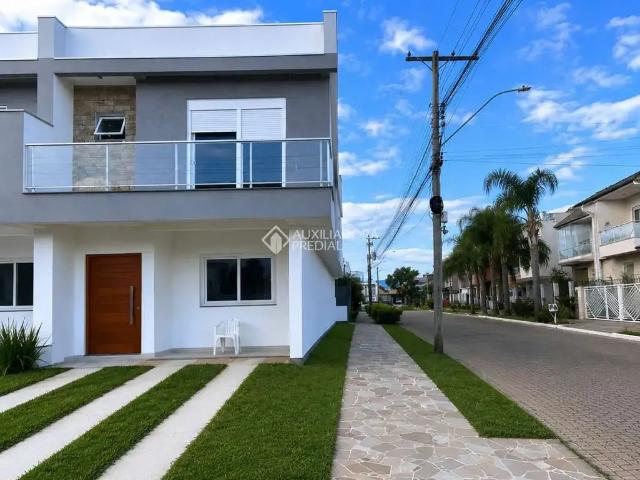 Casa / Sobrado em Condomínio para Venda em Porto Alegre/RS Hípica 3 Quartos