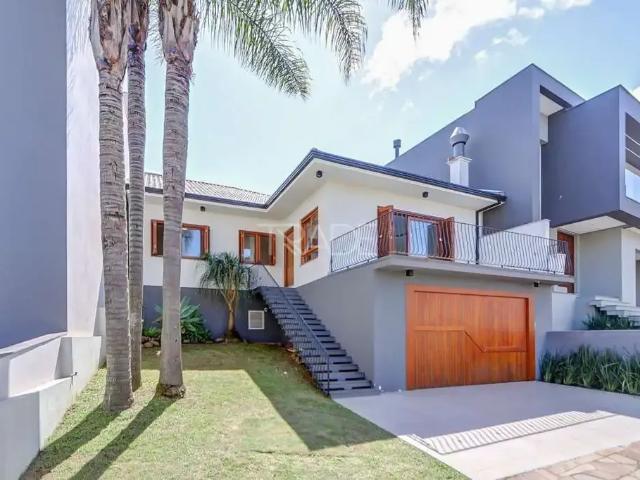 Casa / Sobrado em Condomínio para Venda em Porto Alegre/RS Hípica 3 Quartos