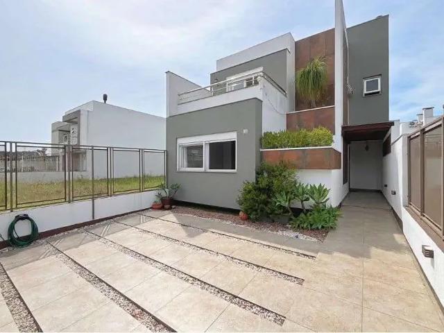 Casa / Sobrado em Condomínio para Venda em Porto Alegre/RS Hípica 3 Quartos