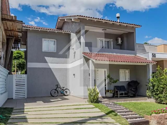 Casa / Sobrado em Condomínio para Venda em Porto Alegre/RS Hípica 3 Quartos