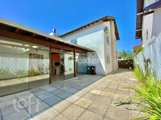 Casa / Sobrado em Condomínio para Venda em Porto Alegre/RS Hípica 3 Quartos