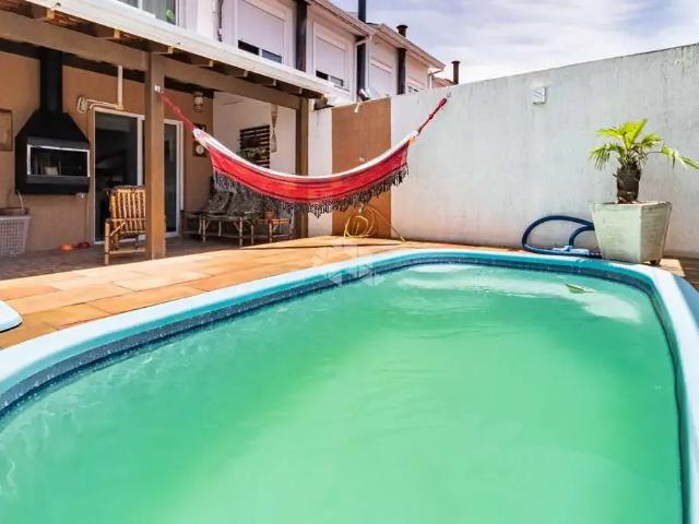 Casa / Sobrado em Condomínio para Venda em Porto Alegre/RS Hípica 3 Quartos