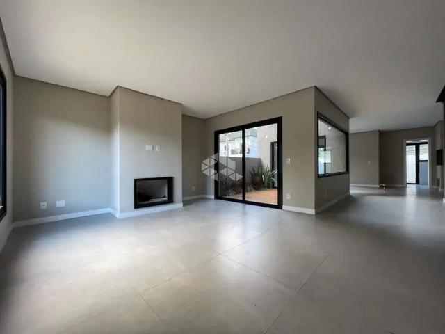 Casa / Sobrado em Condomínio para Venda em Porto Alegre/RS Hípica 3 Quartos