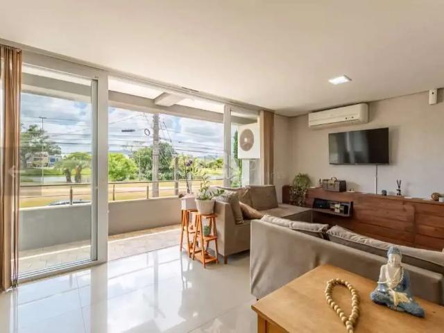 Casa / Sobrado em Condomínio para Venda em Porto Alegre/RS Hípica 3 Quartos