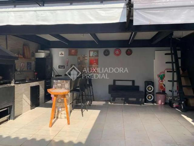 Casa / Sobrado em Condomínio para Venda em Porto Alegre/RS Hípica 3 Quartos