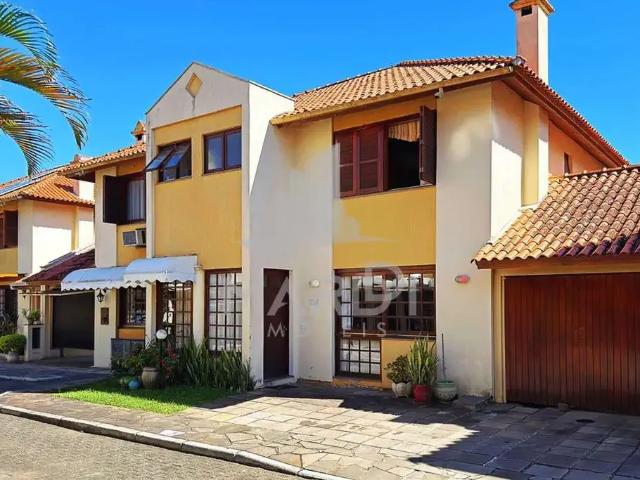 Casa / Sobrado em Condomínio para Venda em Porto Alegre/RS Ipanema 3 Quartos