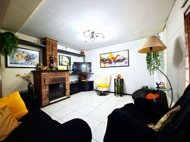 Casa / Sobrado em Condomínio para Venda em Porto Alegre/RS Ipanema 3 Quartos