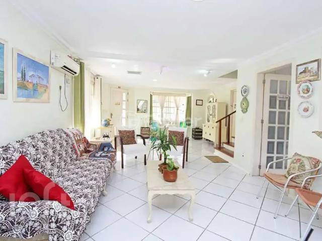 Casa / Sobrado em Condomínio para Venda em Porto Alegre/RS Ipanema 3 Quartos