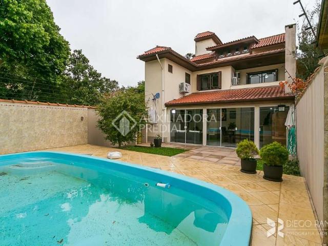 Casa / Sobrado em Condomínio para Venda em Porto Alegre/RS Ipanema 3 Quartos