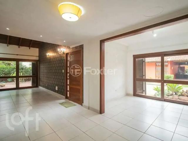 Casa / Sobrado em Condomínio para Venda em Porto Alegre/RS Ipanema 4 Quartos