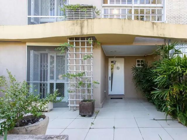 Casa / Sobrado em Condomínio para Venda em Porto Alegre/RS Ipanema 4 Quartos